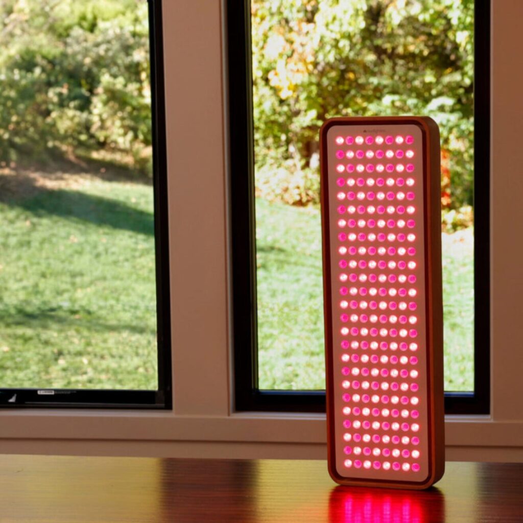 RED Light Panel - Liz Earle Wellbeing